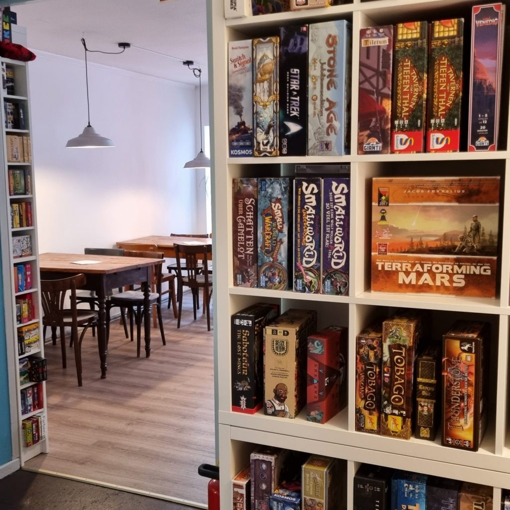 Hello there! | Playce - Board- and videogames in Frankfurt am Main